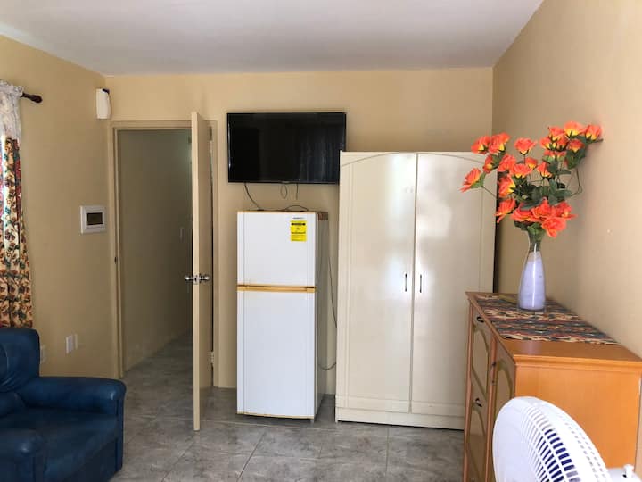 Caribbean Charm Studios - Curaçao