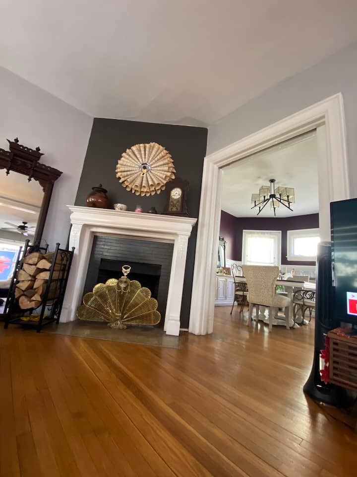 Beautiful Parkside Apartment. - Buffalo, NY