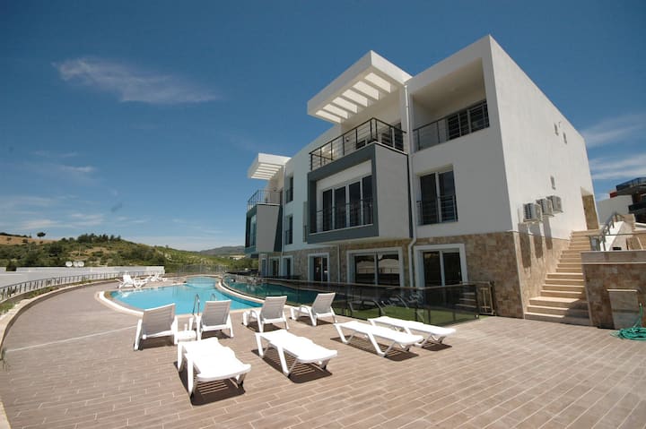 Balkonlu 1+1 Studio Daire - Davutlar