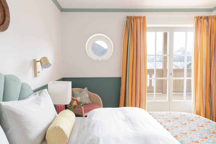 Spacious Junior Suite With A View And Balcony - Mondsee