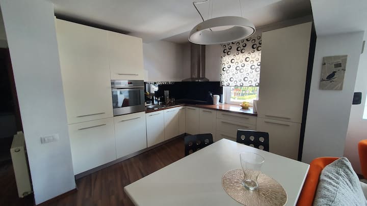 One Bedroom Apartment In Brasov - Brașov