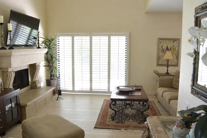 La Quinta Tennis Villa - Steps From The Resort - La Quinta, CA