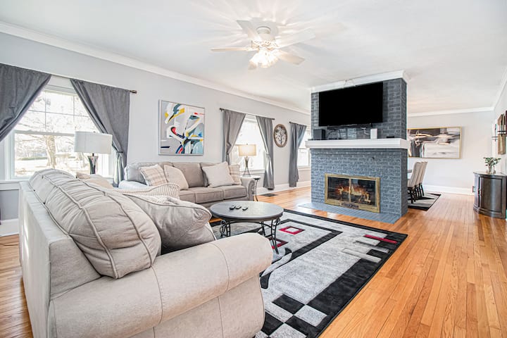 Perfect House For Any Family Trip Or Occasion - Mishawaka, IN