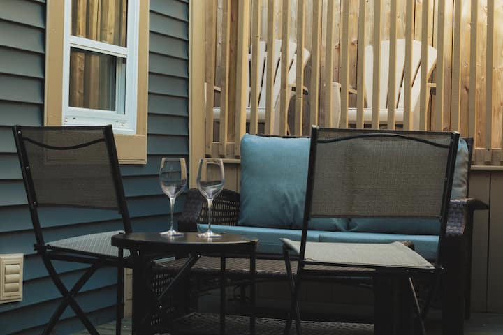 Julia's Place: 5 Bedroom Downtown St. John's - 聖約翰