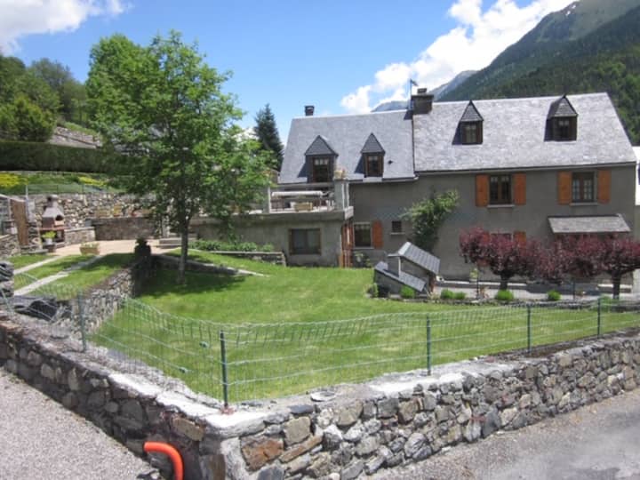 Chaleureux Gîte 6/8 Pers Avec Jardin, Cheminée. - Piau Engaly