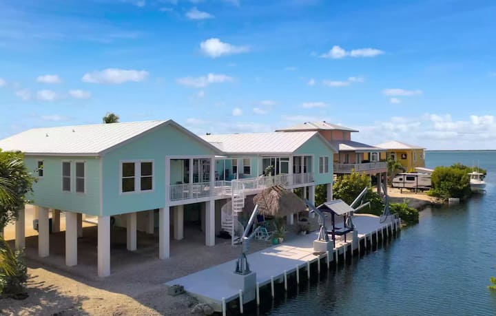 Cudjoe Key Waterfront - The Roadie Retreat - Cudjoe Key, FL