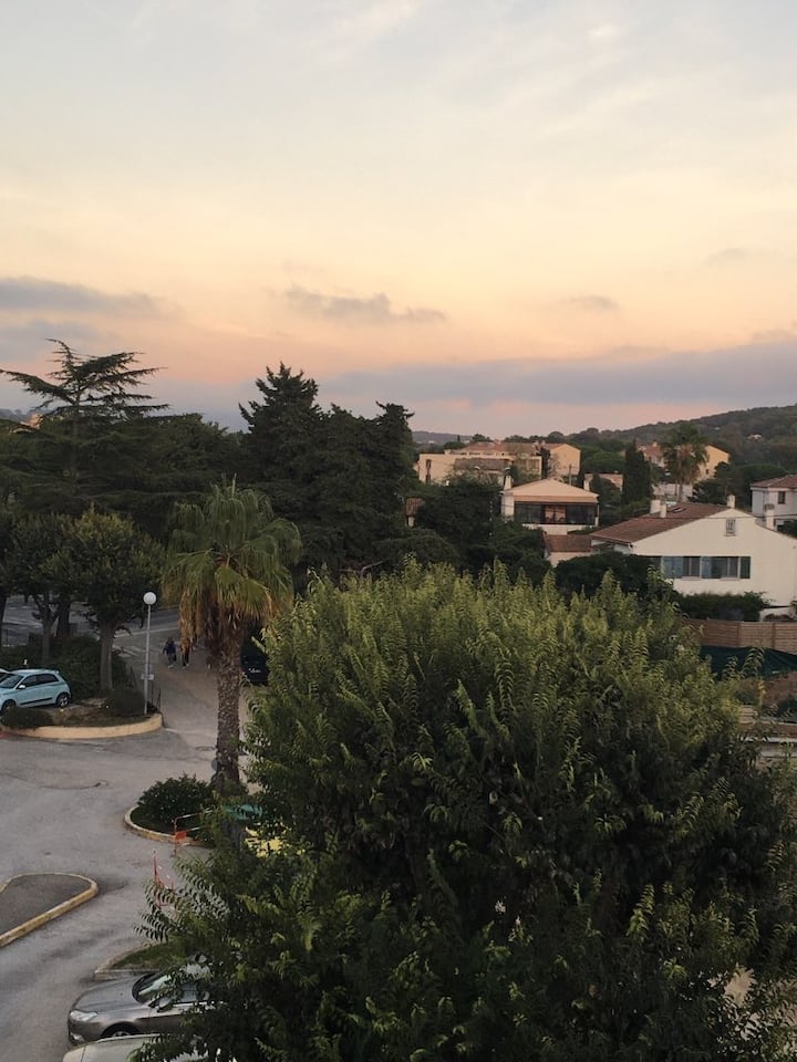 Studio Tout éQuipé Avec Balcon Et Wi-fi - Sanary-sur-Mer