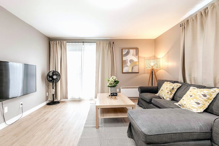 Three Bedroom Apartment, Free Parking. Ev Charger. - Longueuil
