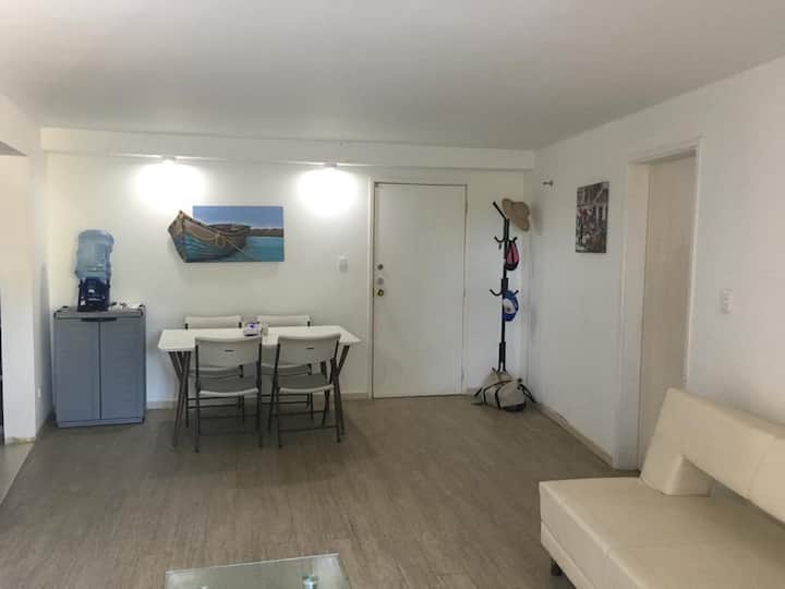 Apto A 2 Minutos Caminando A La Playa Y El Malecon - San Andrés