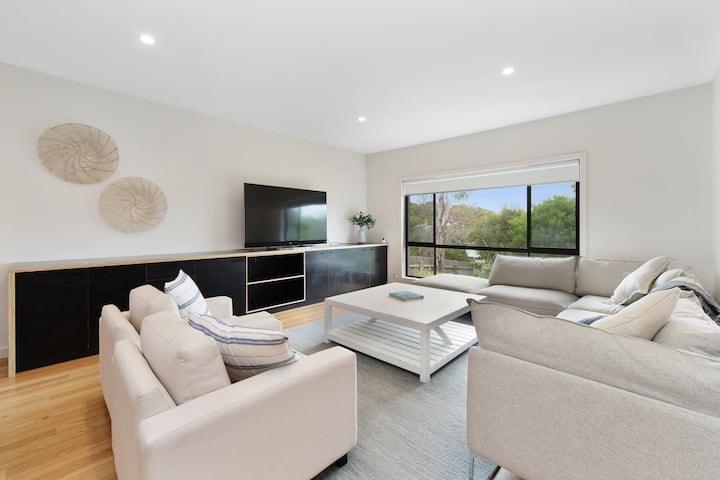 Rye Modern 4 Bedroom Home Wifi Aircon - Rye
