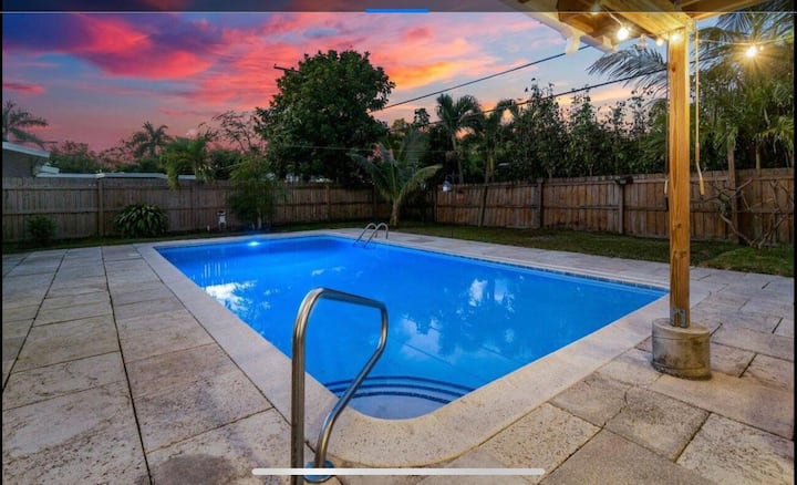 Beach Vacation Home 4br With Pool Near West Palm - Lake Worth
