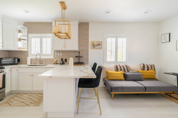 Spacious & Clean 1-bdrm Place With Many Amenities - Los Ángeles, CA