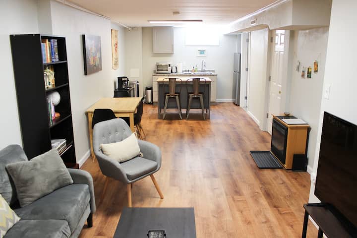 Stylish Suite In Charming Park Hill - Denver