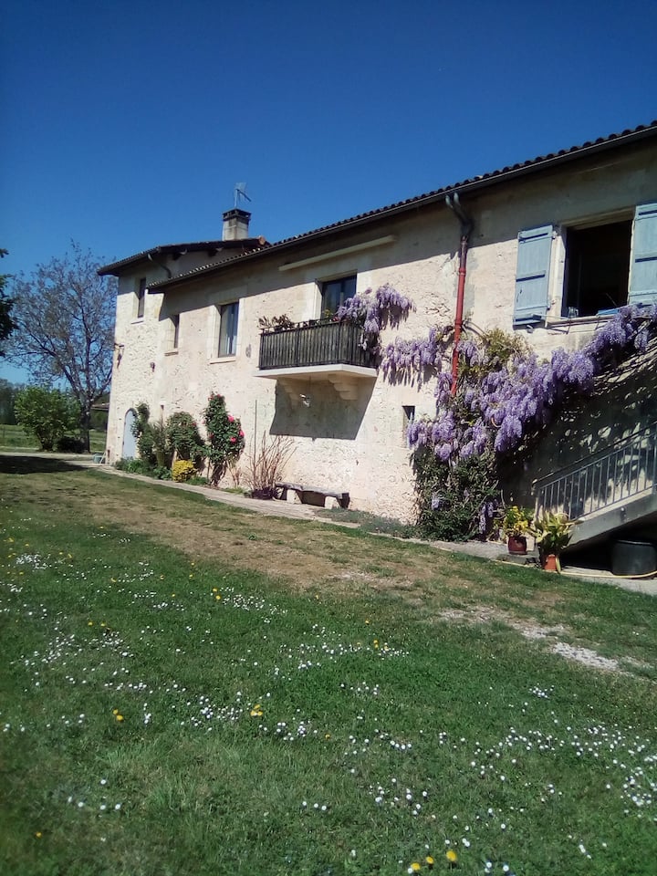 Studio Chaleureux Dans Un Ancien Château Viticole - La Brède