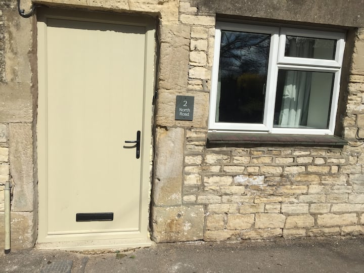 Cheerful 2 Bedroom Cottage Near Bath And Priston - Saltford