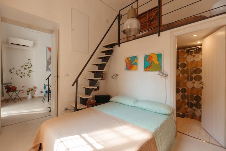Vintage Loft In The Courtyard - Turin