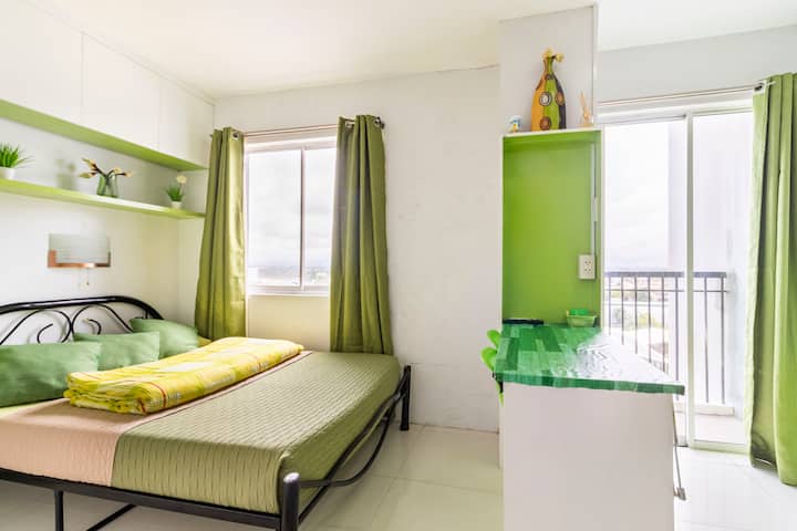 Dovi’s Cityscape Studio Condo - Bacolod