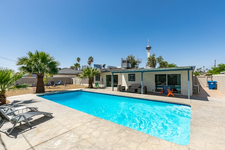 Cozy House With Pool, 5 Minute Dr To The Strip. - Las Vegas, NV