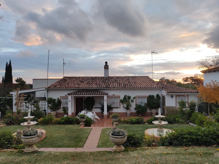 Villa Hortensias. Aracena - Higuera de la Sierra