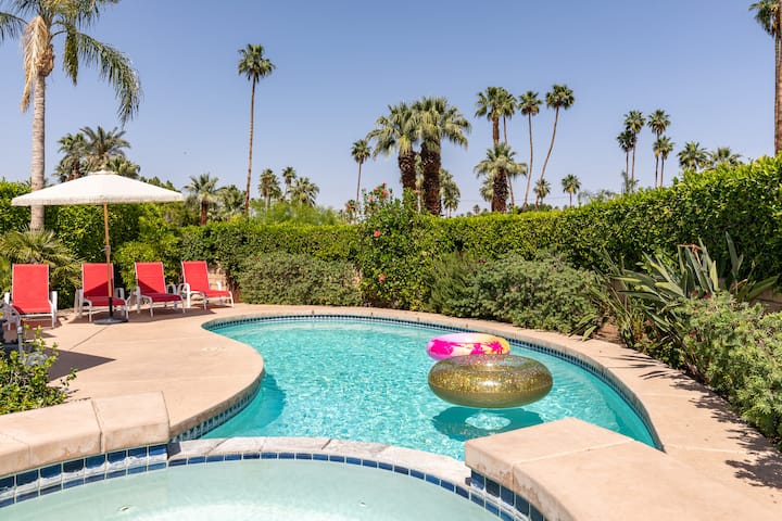 Pool Hot Tub & Mountain Views, Bbq -Cityid# 067496 - Palm Springs, CA