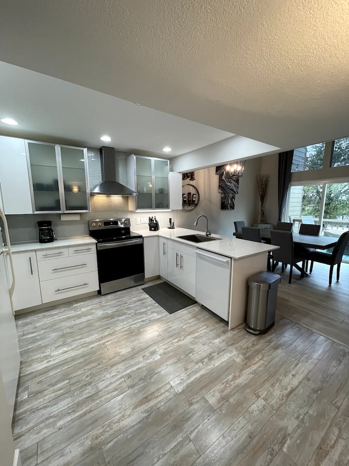 Point Venture Vacation Rentals | Airbnb