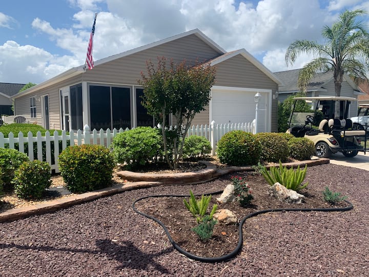 Beautiful Villa Near Sumter Landing W/ Golf Cart - The Villages, FL