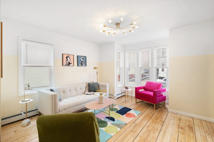 ★Cozy & Chic☆ Renovated Private Br Close To Dt! - ロード・アイランド州