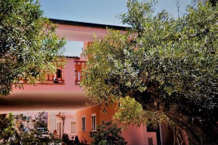 40 M² Ferienwohnung ∙ 2 Schlafzimmer ∙ 6 Gäste - Badesi