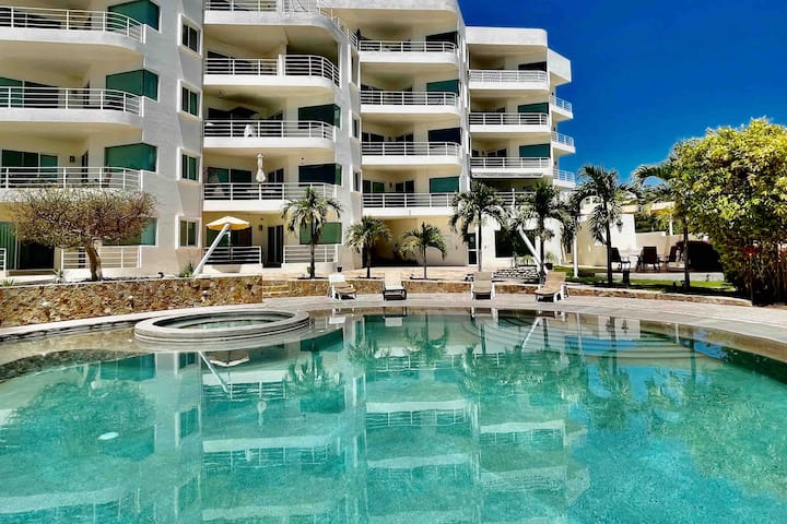 Condo 102 At Beautiful Colina Del Sol Complex - La Paz