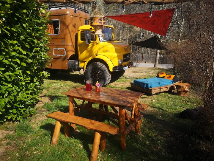 Insolite Cabane, Camion 4x4 -Le Moulin De Gournier - Les Vans