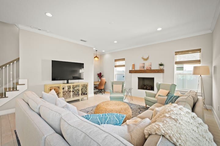 Painted Palm- 4 Blocks To Beach, Baby Gear, Games - Jacksonville Beach, FL