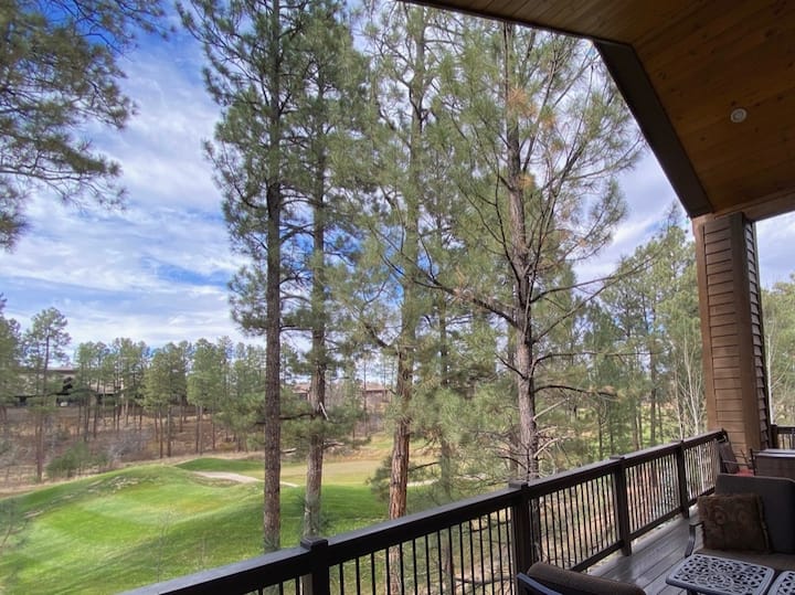 Magical Torreon Treehouse W/ Arcade On Golf Course - Show Low, AZ