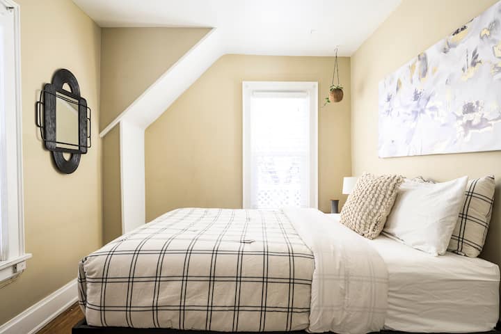 Explore Co - Wlkbl Prvte Upper Unit/patio/fire Pit - Denver, CO