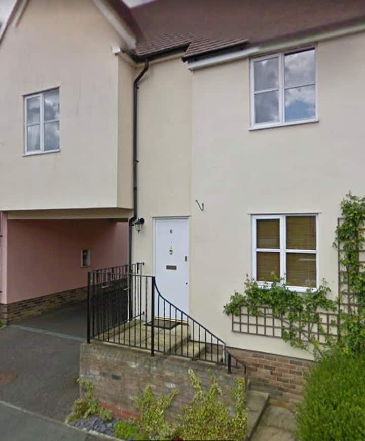 Charming, Spacious 3 Bedroom House - Saffron Walden