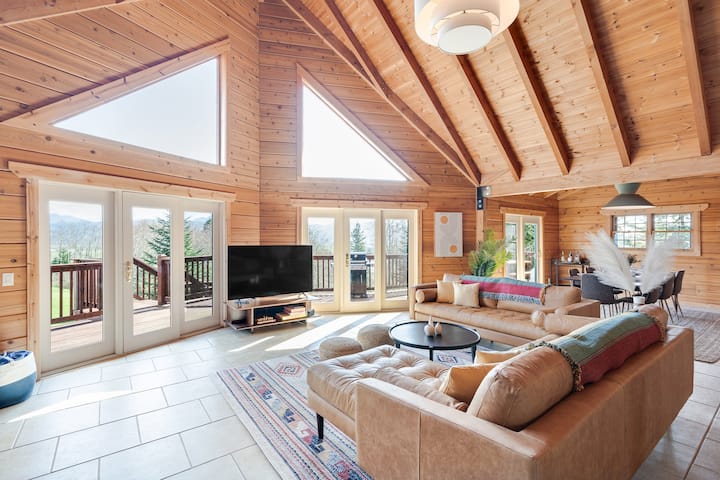 Private Oregon Coast Lodge W/ Hot Tub & Games - Manzanita, OR