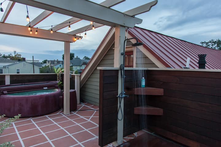 The Soaking House - Savannah, GA