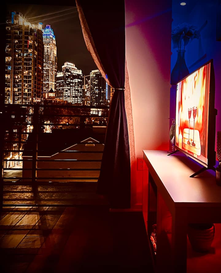 The Crown Of My Queen City-weekly - Charlotte, NC