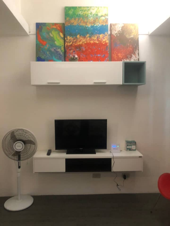 Grand 21 Place
Comfy 1 Br Condo. In Kapitolyo - Pasig