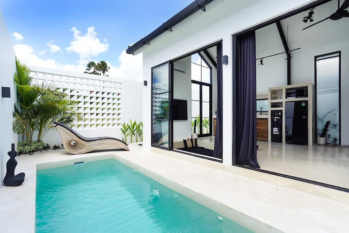 (V5) Entire Villa - Pool/ac/wifi/60"tv/*location* - Indonesia