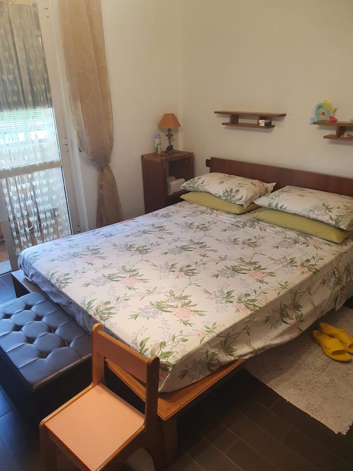 Camera Con Bagno Ingresso Autonomo In Appartamento - Vasto