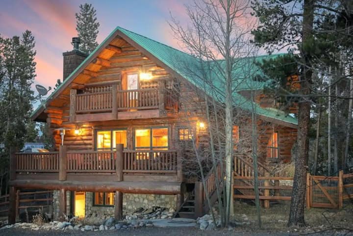 3br/3br: Sleeps 8: Close To Skiing/main St:hot Tub - Breckenridge, CO