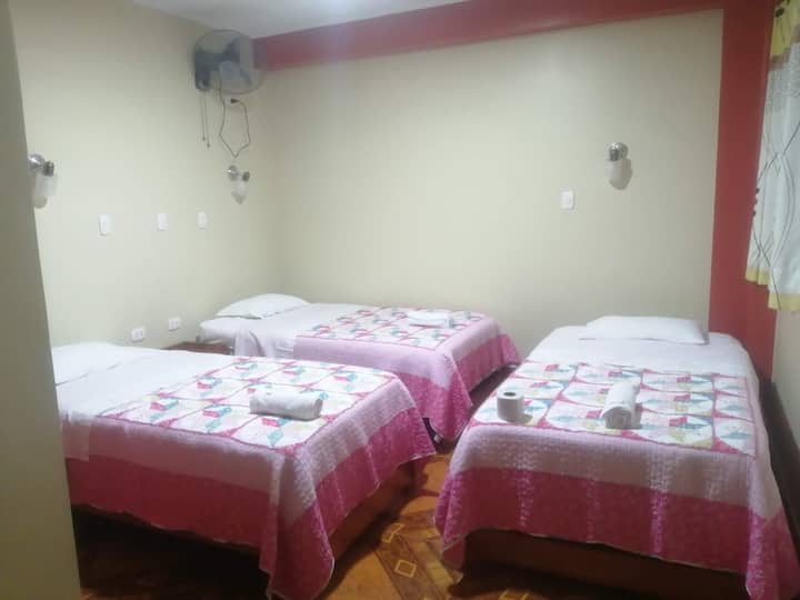 Hostal Kan Kun Hab. Triple - La Merced