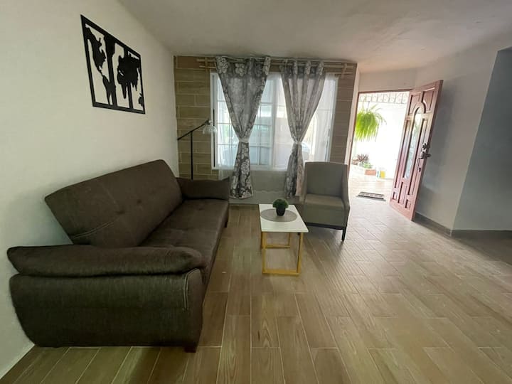 Departamento Con Cochera, Planta Baja - Cancún