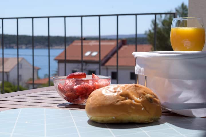 Tonkica - Charming Apartment By The Sea - Lun