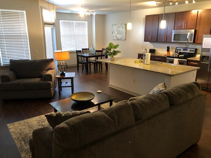 Luxury Ballantyne 3br | Pool, Gym, Prime Location - Piper Glen Drive – Charlotte