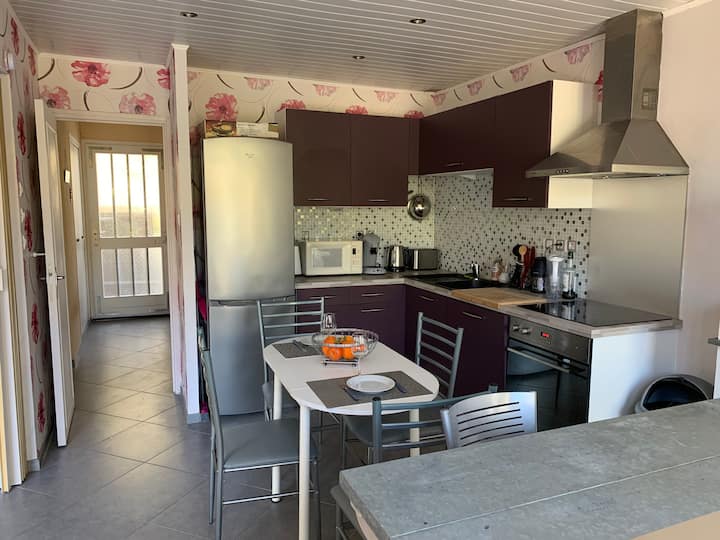 Rez De Jardin, 50 M2 Clim, 5 Pers 150 M De La Mer - Saint-Pierre-la-Mer