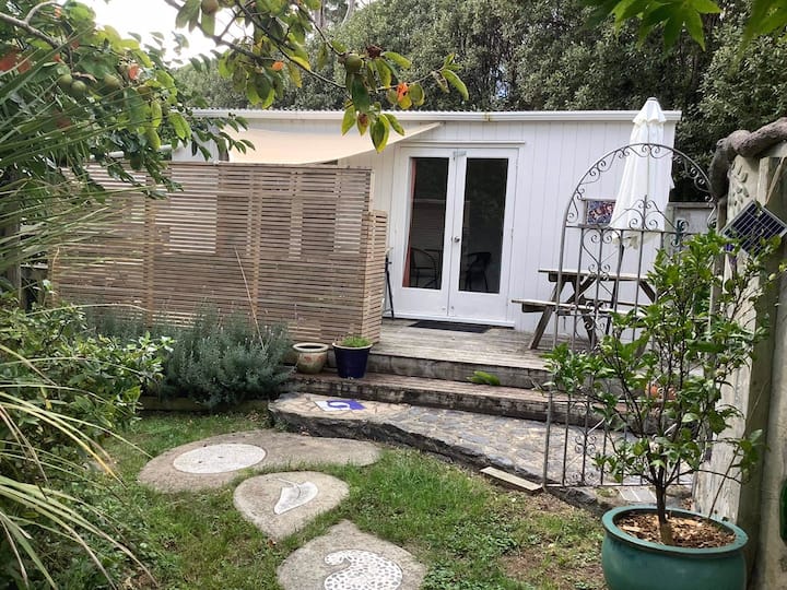 Fantail Cottage - Cosy 1 Bed Guesthouse - Mangawhai