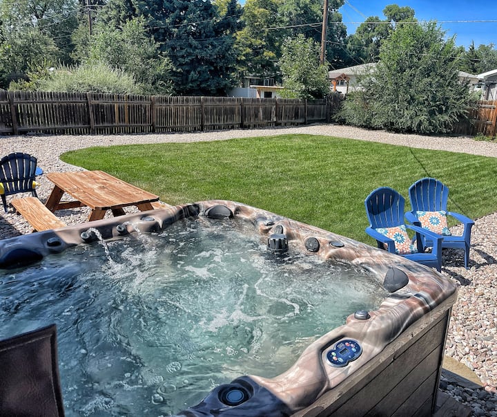 Gateway To The Rockies
Hot Tub! Family Or Business - Mariner Point, Loveland