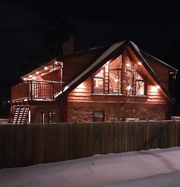Le Chalet Avec Piscine, 200 M Du Parc Et Plage - Barrie