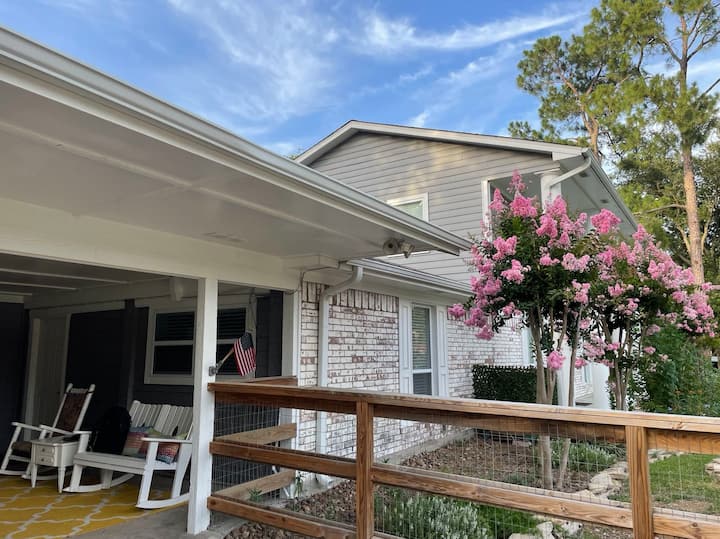 Sunny Parkview Guesthouse Family & Work-friendly - Katy, TX